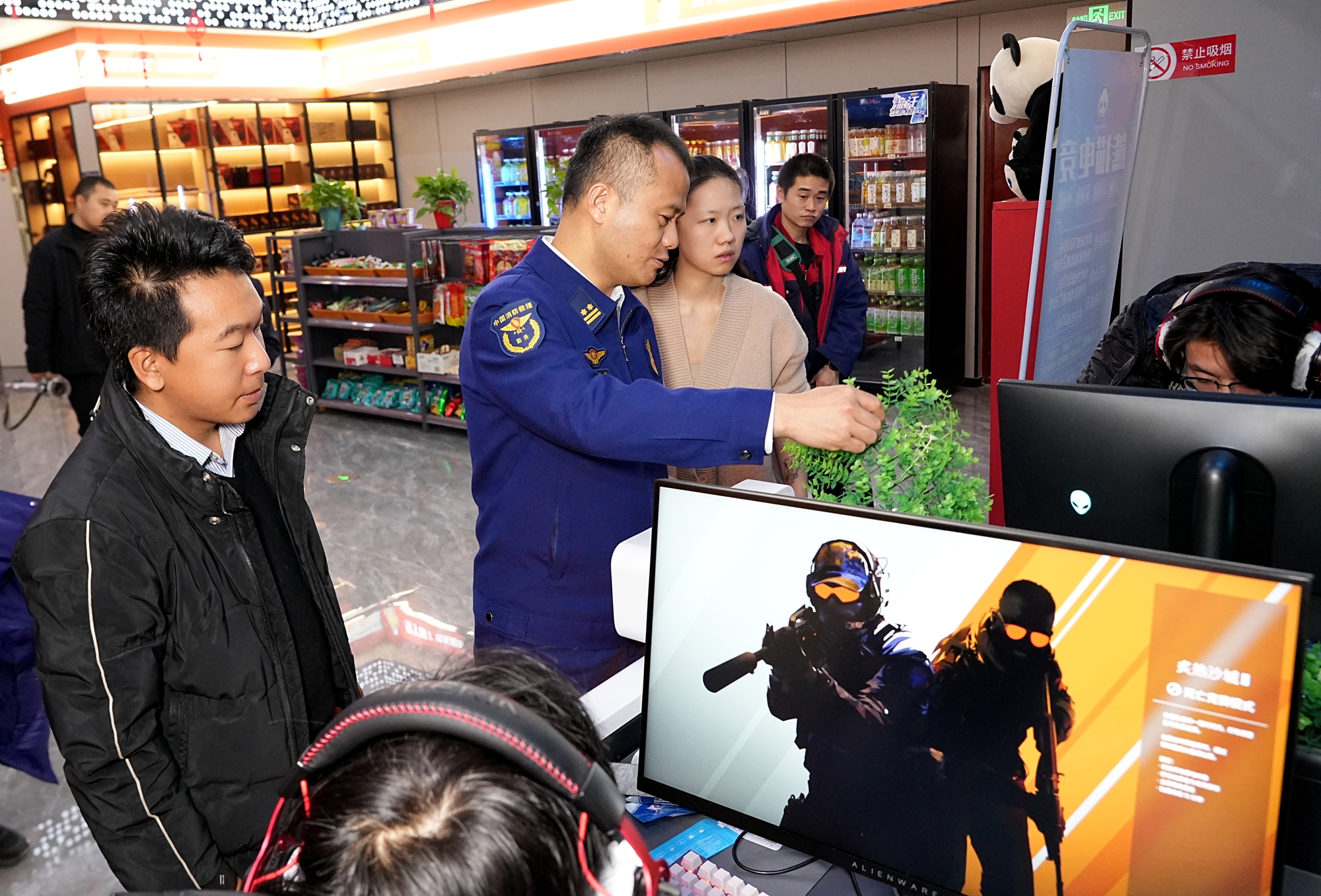 昌吉支队开展高层建筑消防安全专项排查 筑牢安全防线_消防支队